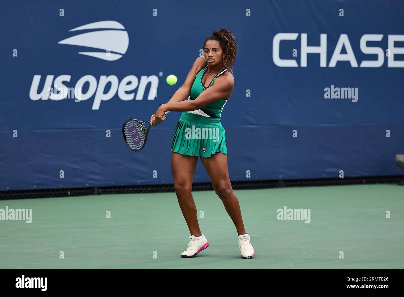 Robin montgomery hi-res stock photography and images - Alamy