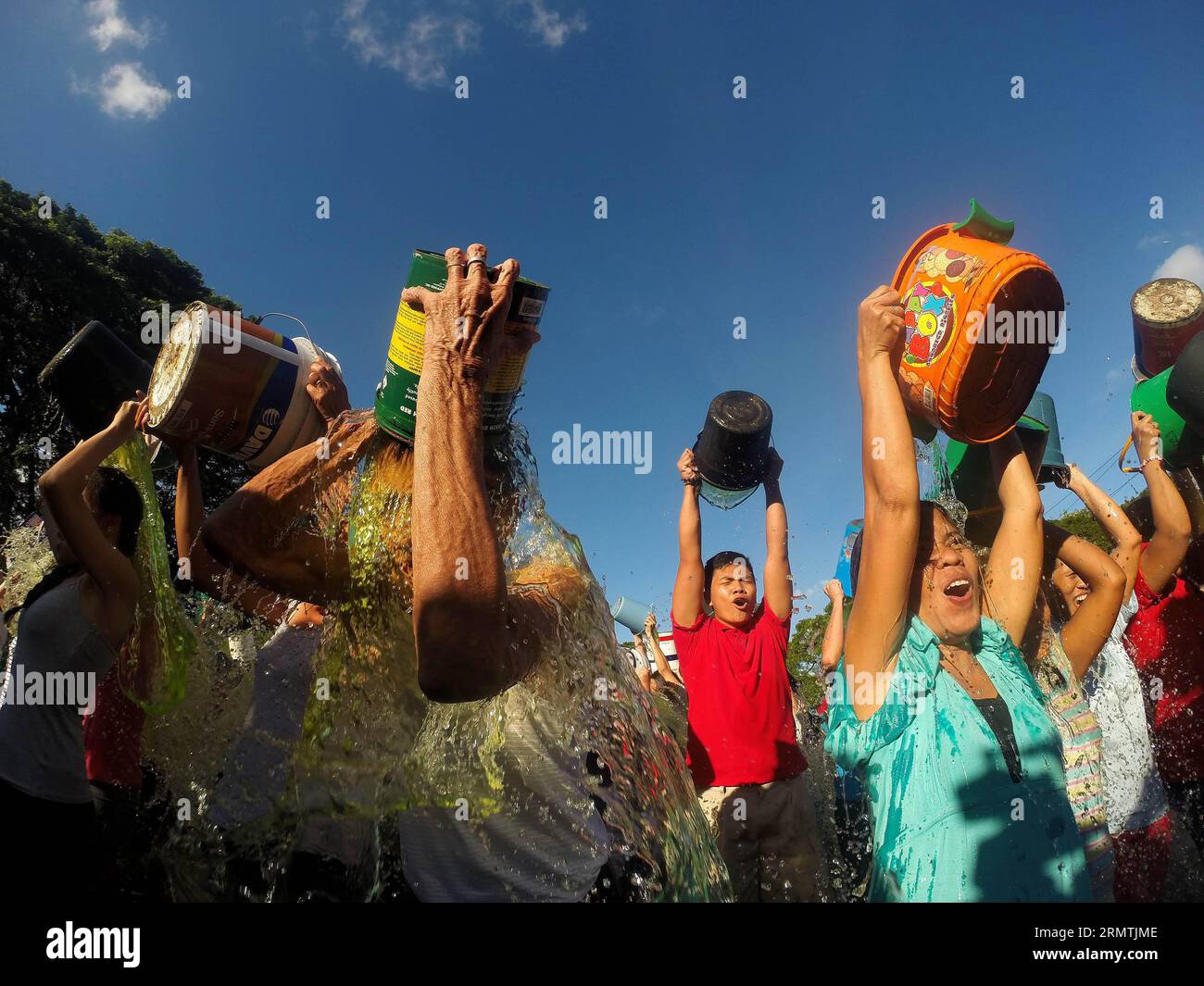 Ice Bucket Challenge Celebrity Endorsement at Joan Leet blog