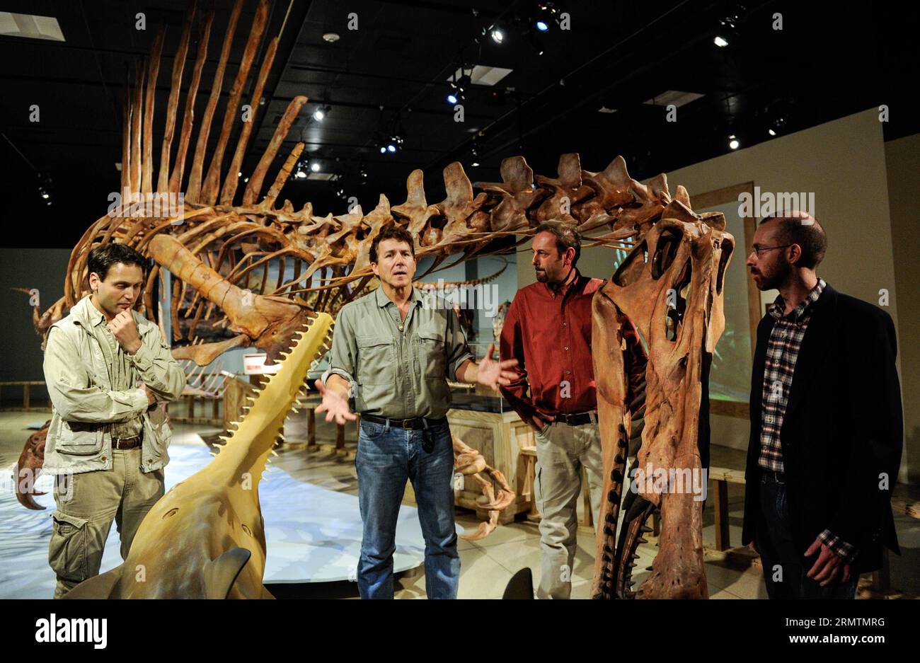 (140912) -- WASHINGTON D.C., -- Paleontologist Paul Sereno (L 2nd) from ...