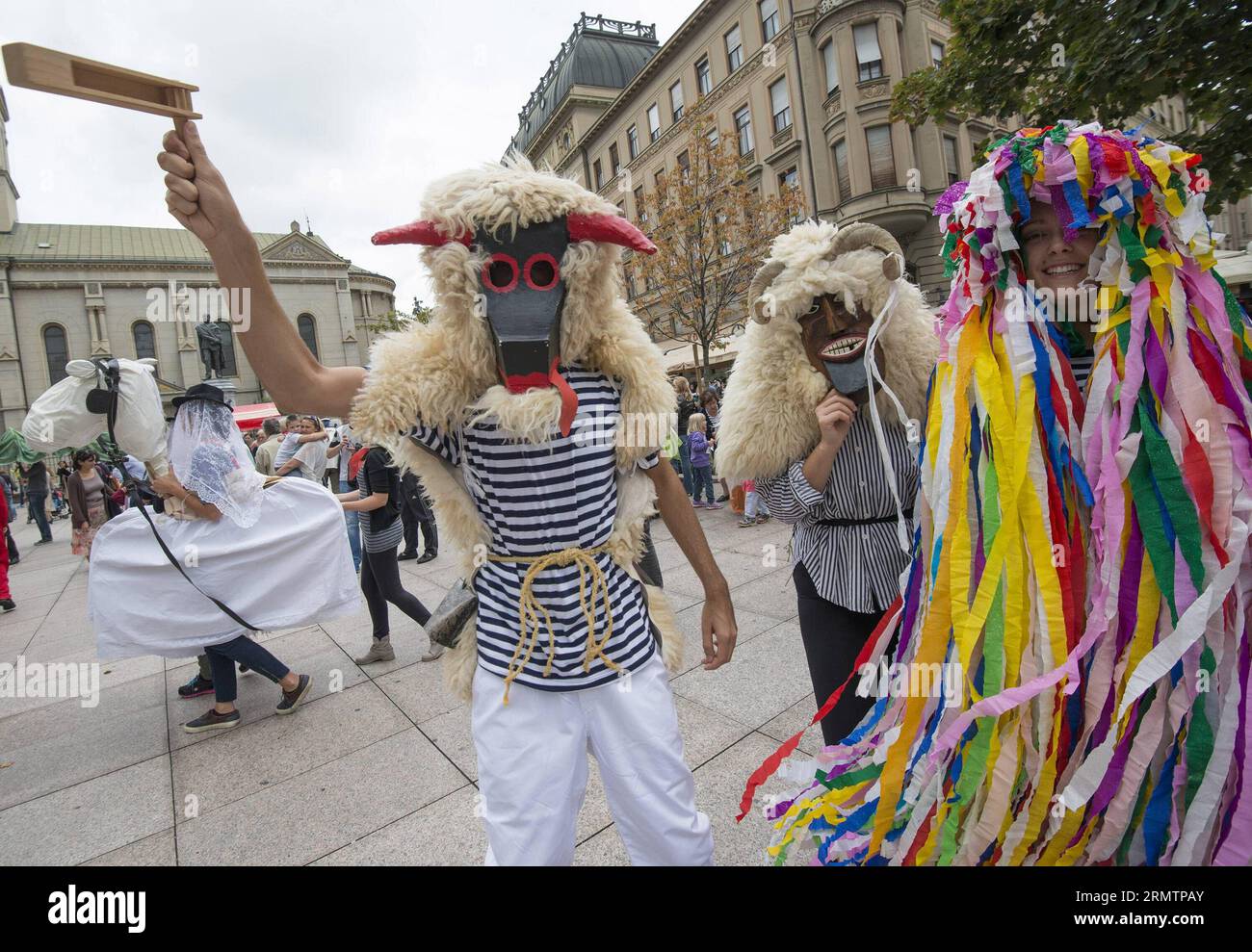 Puppetaradein hi-res stock photography and images - Alamy