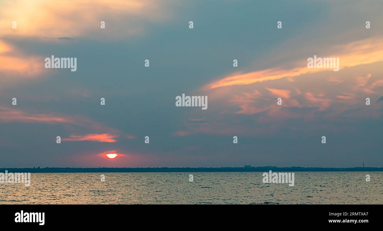 Beautiful sunset light over lake hi-res stock photography and images ...