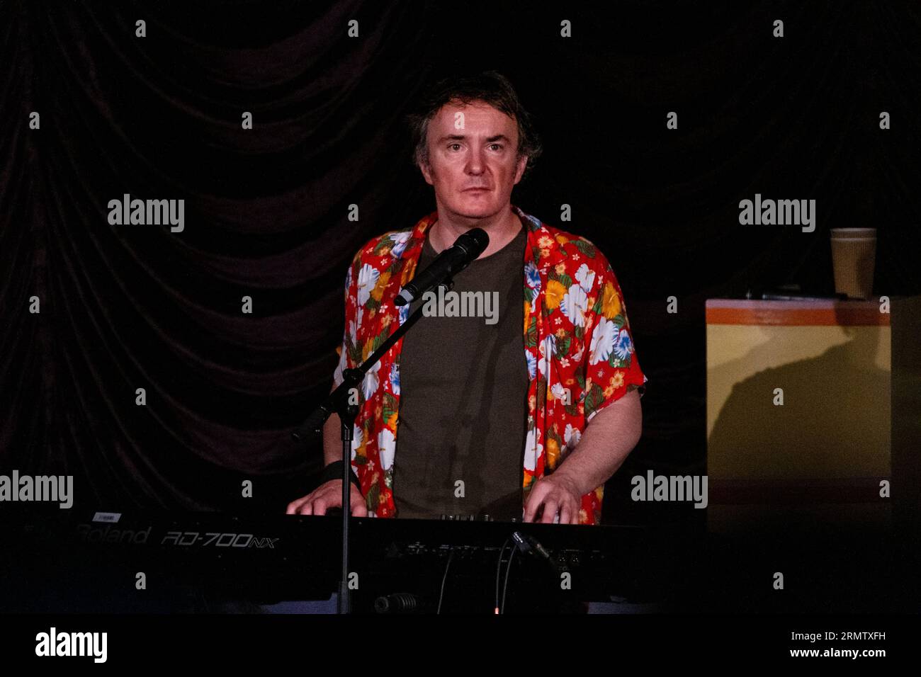 Comedian Dylan Moran plays the Babbling Tongues at Green Man Festival ...