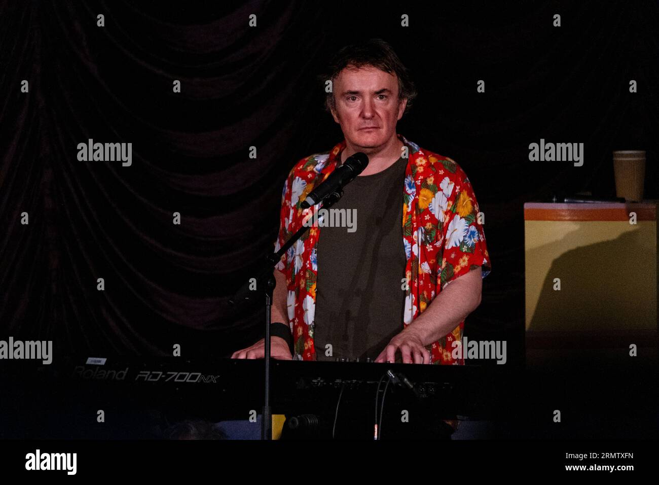 Comedian Dylan Moran plays the Babbling Tongues at Green Man Festival ...