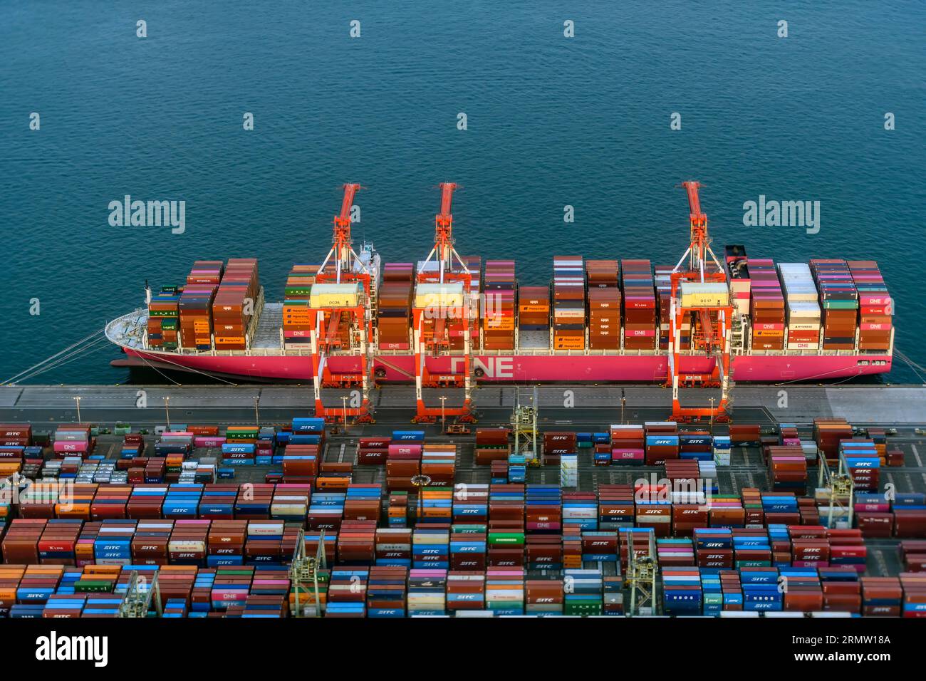 Container ship at Tokyo International Container Terminal, Tokyo, Japan ...