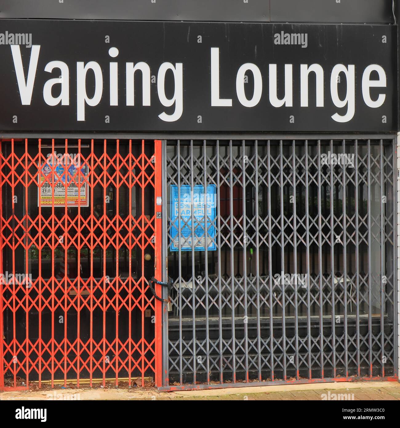 High Street, Gosport, Hampshire, England. February 12th 2023. An empty ...