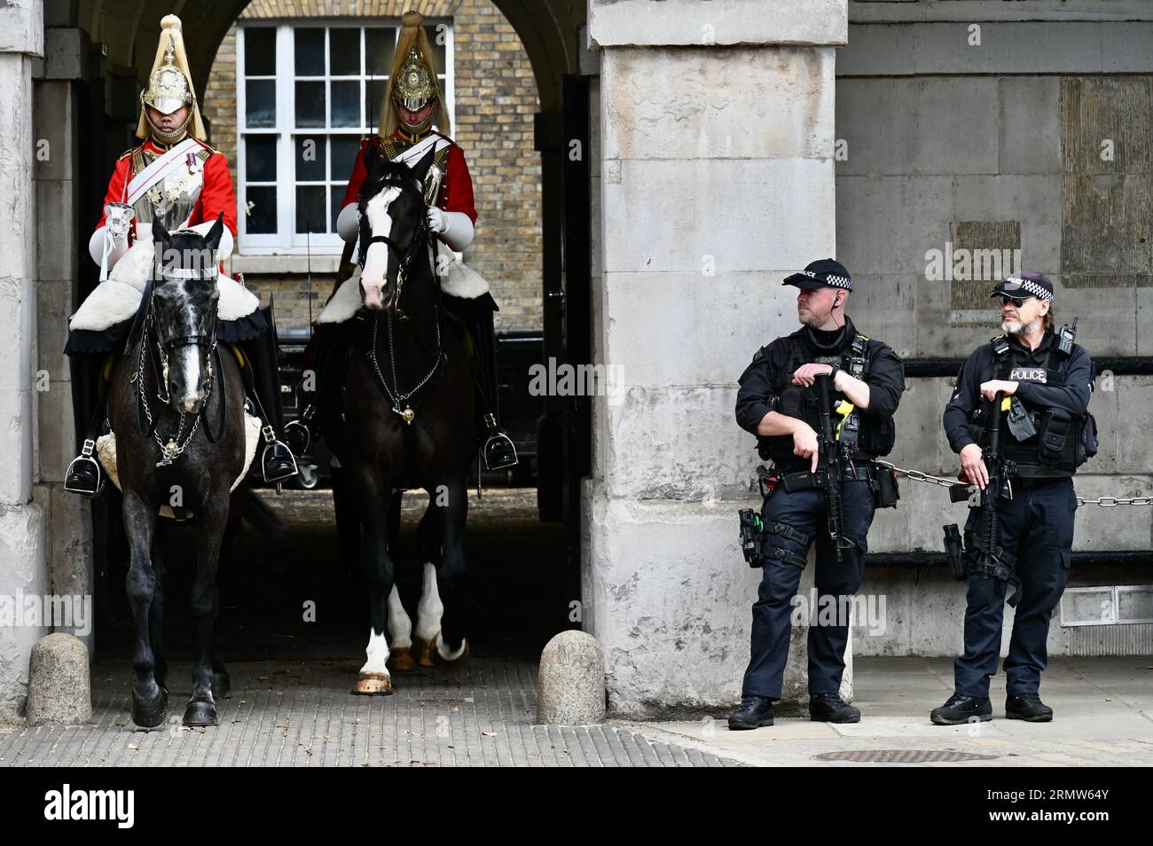 London military police hi-res stock photography and images - Alamy