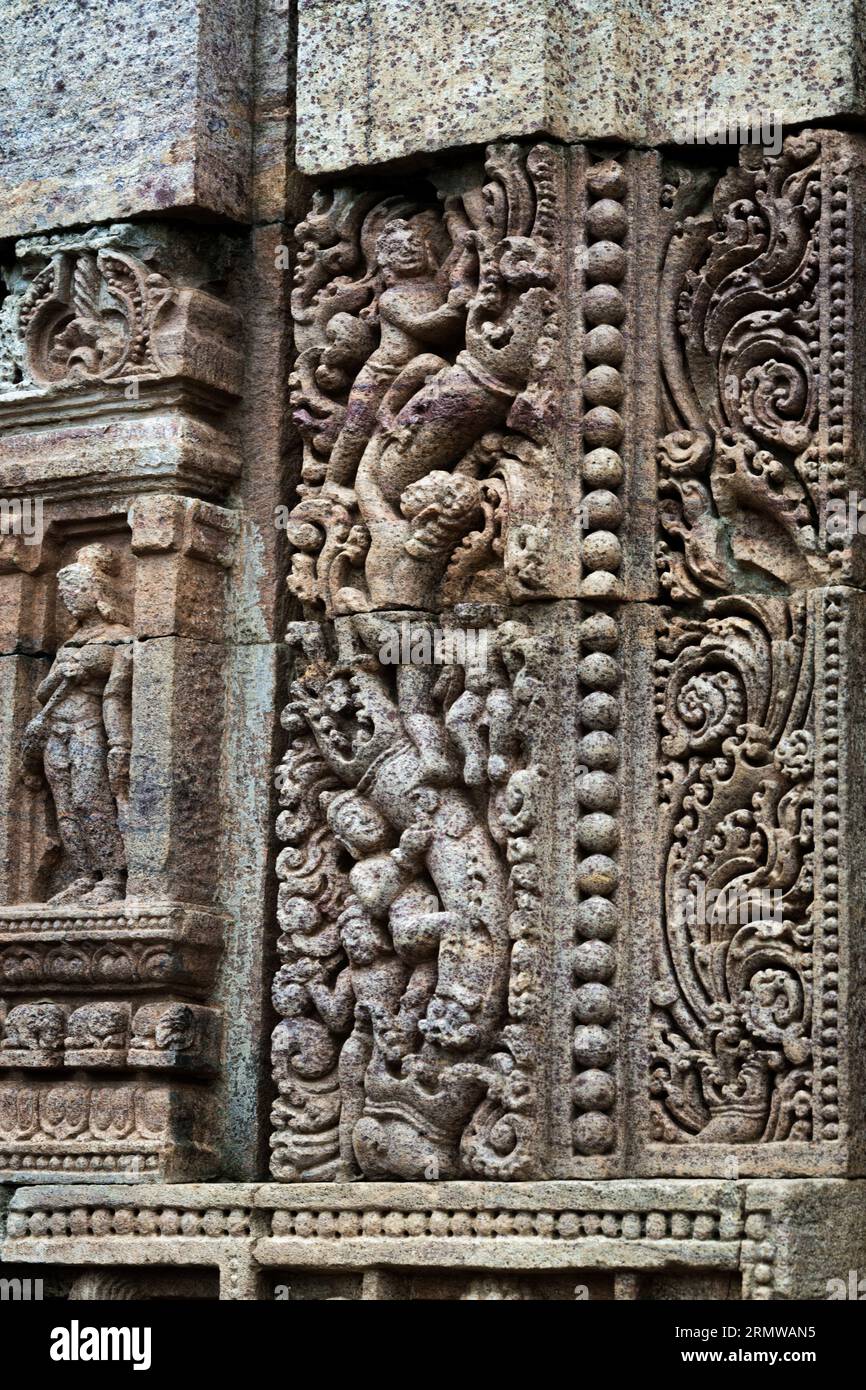 07 22 2007 Ansiant Stone Carvinge at Ratnagiri Buddhist Archaeological ...