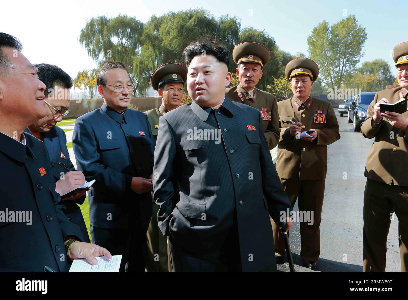 Kim jong un field guidance hi-res stock photography and images - Alamy