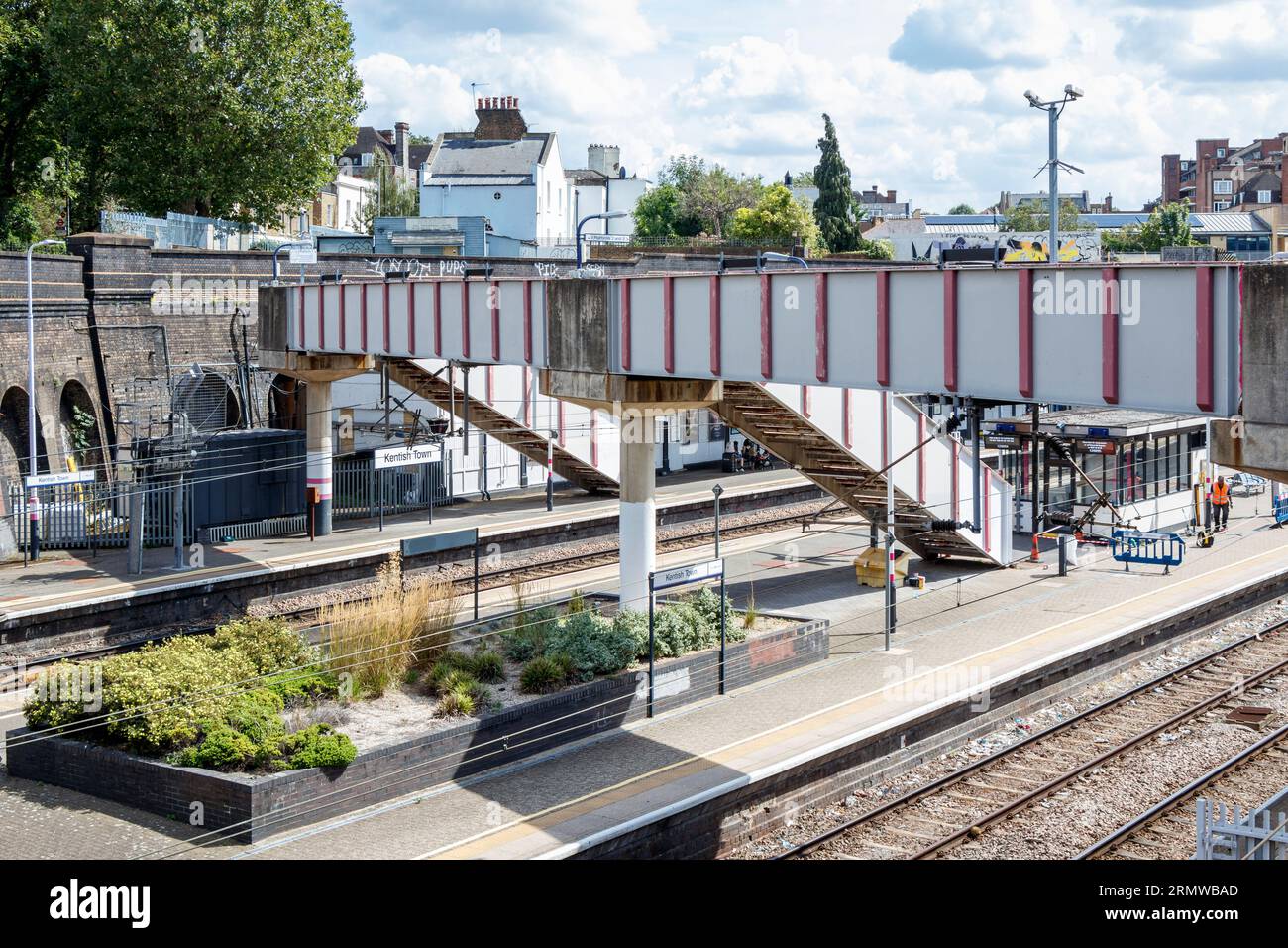 Kentish Town overground railway station, London, UK Stock Photo - Alamy