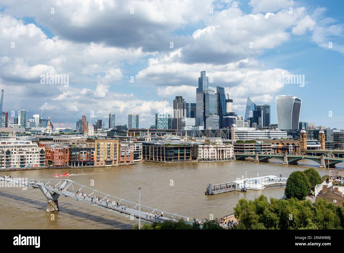 Buildings in the financial district of the City of London, the ...