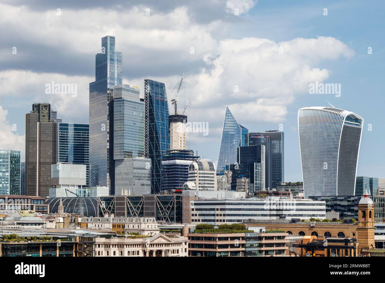 Buildings in the financial district of the City of London, UK Stock ...