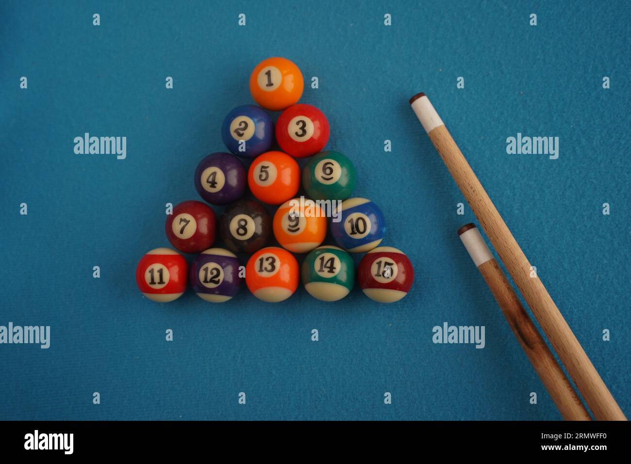 Pool table Billiard snooker ball Game room entertainment. Snooker balls ...