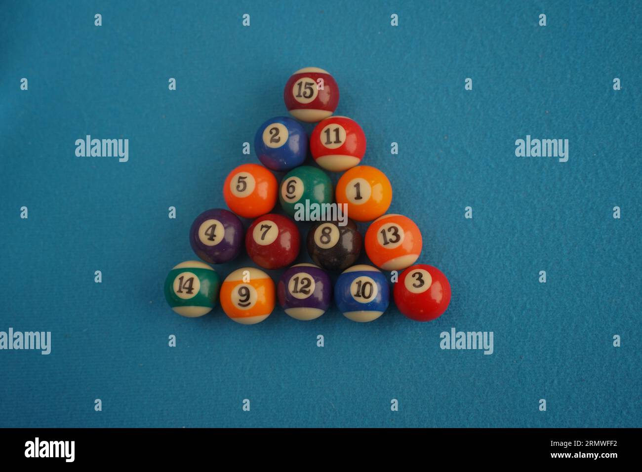 Pool table Billiard snooker ball Game room entertainment. Snooker balls ...