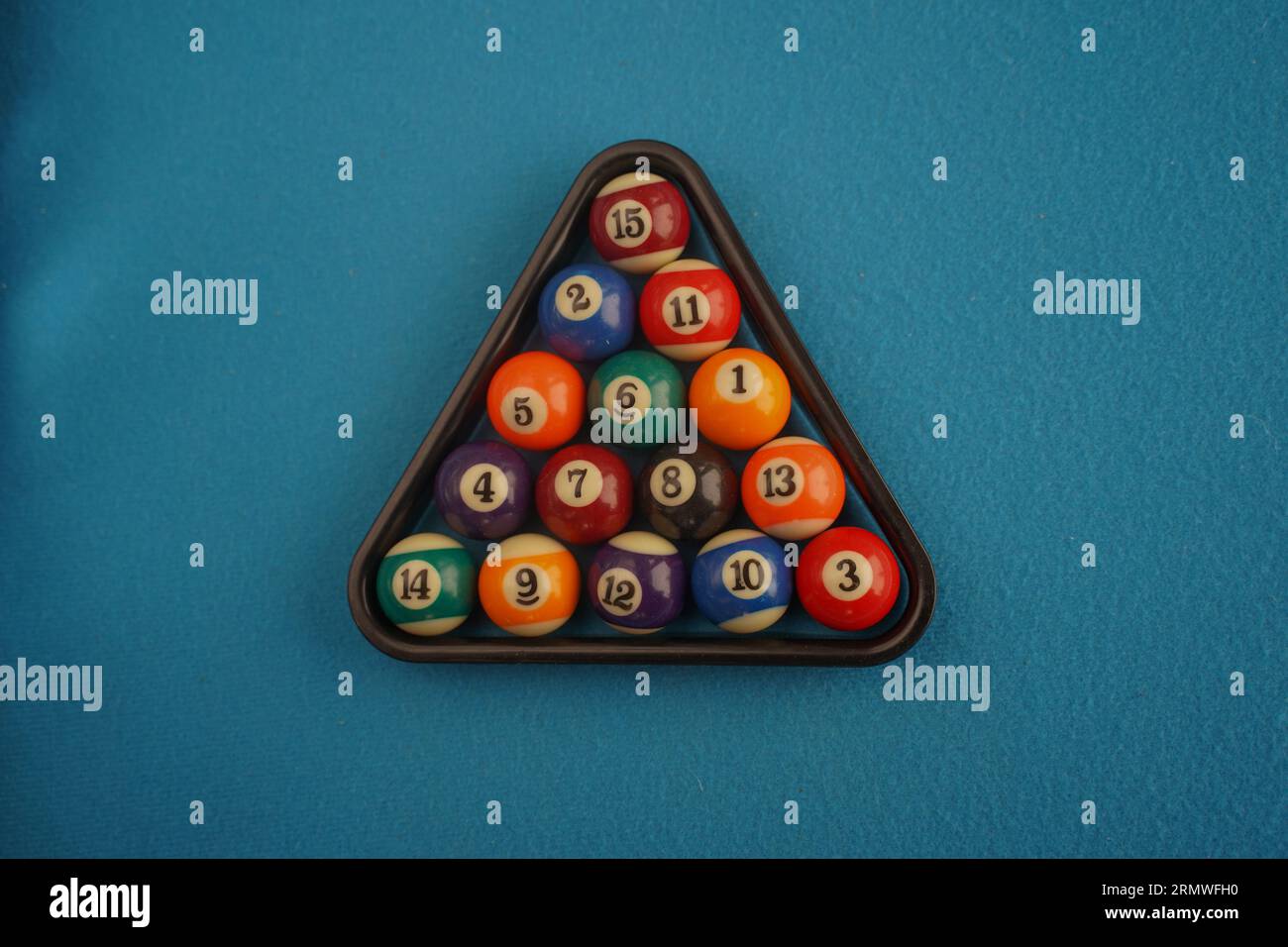 Pool table Billiard snooker ball Game room entertainment. Snooker balls ...