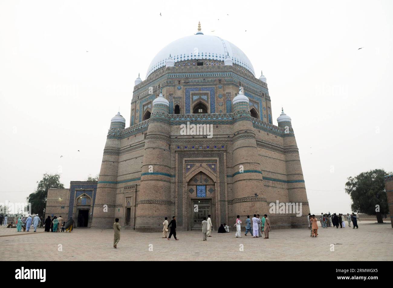 Sufi saints hi-res stock photography and images - Alamy