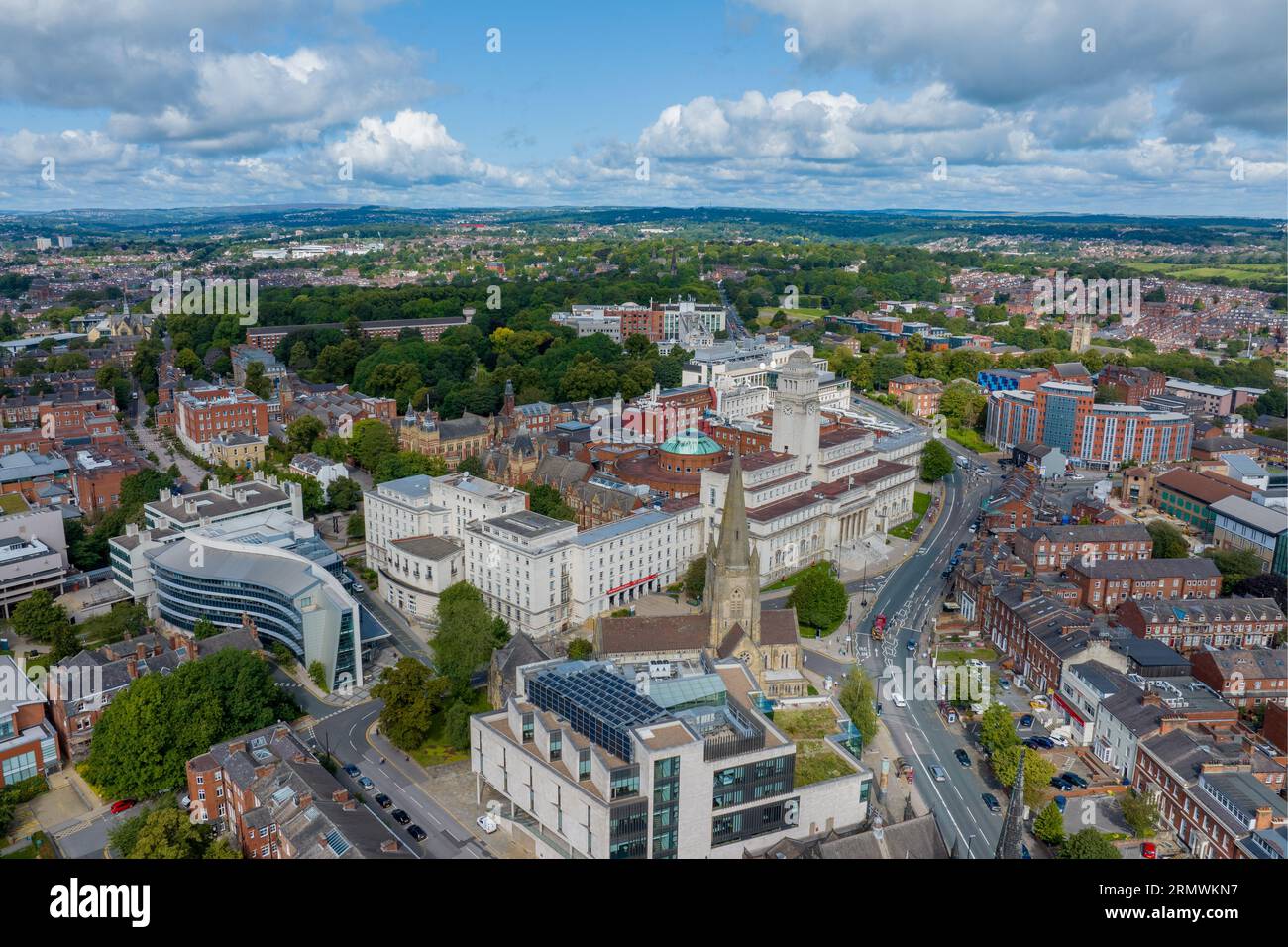 Leeds historic building hi-res stock photography and images - Alamy