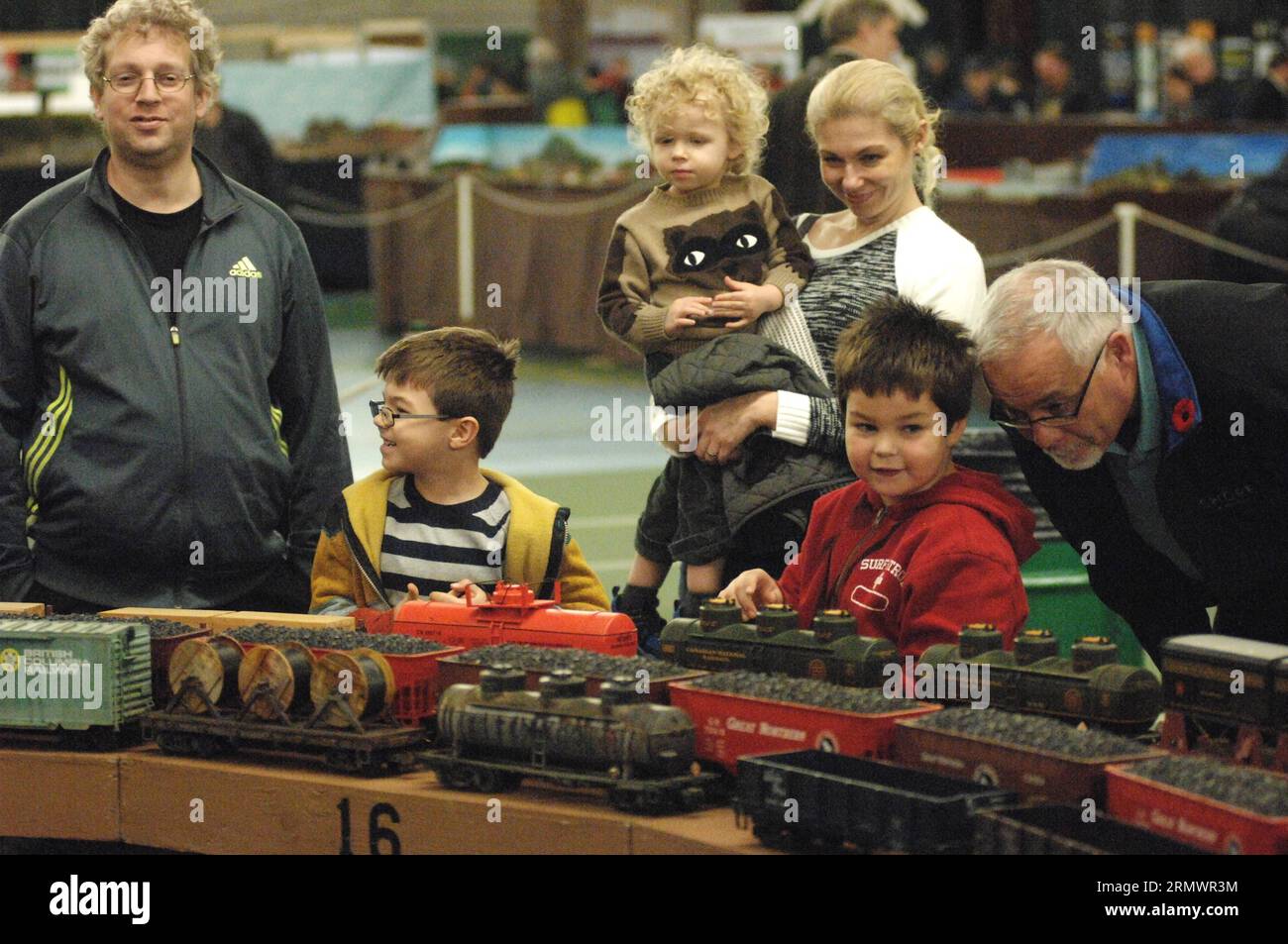 Its32nd hi-res stock photography and images - Alamy