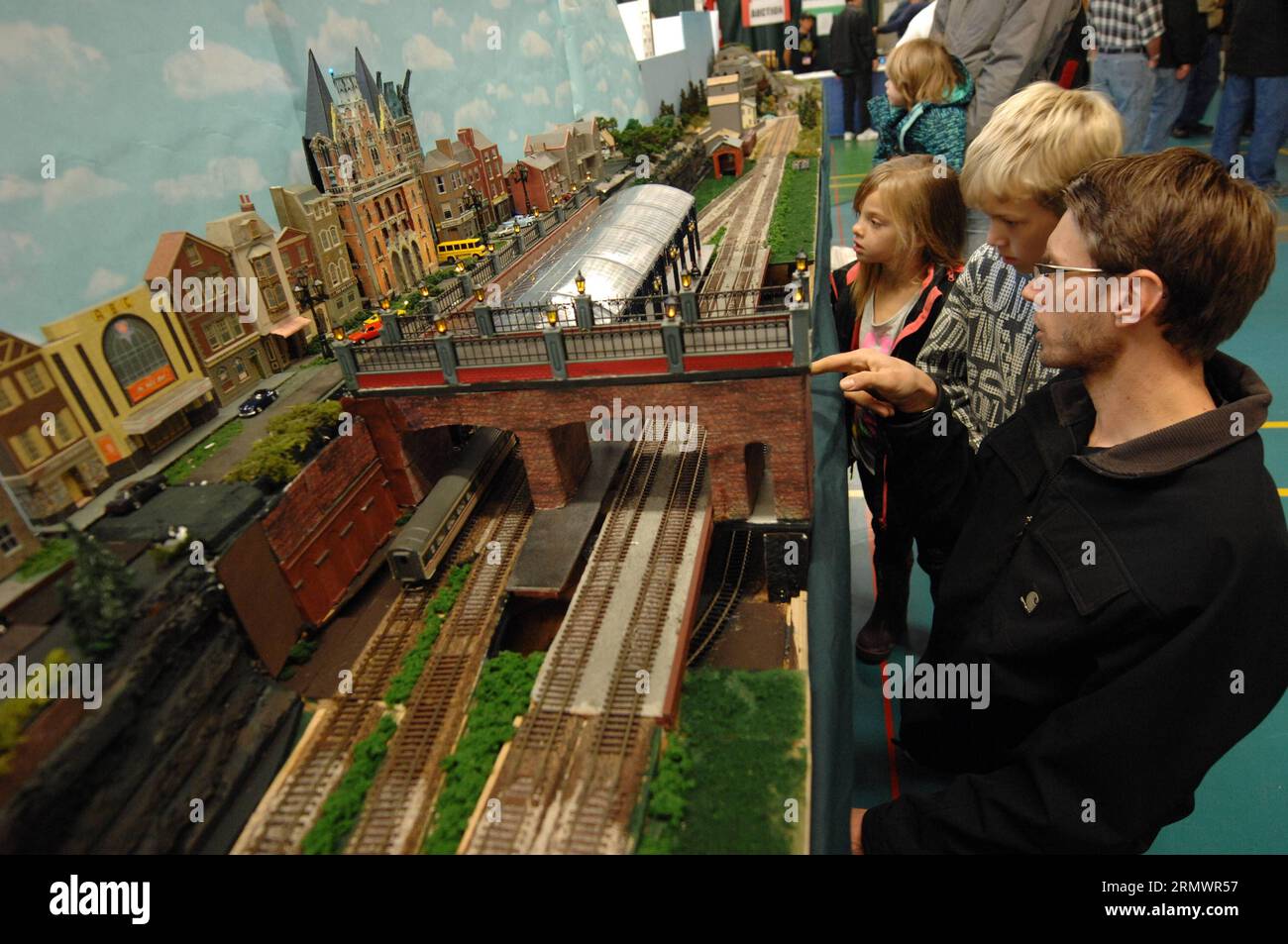 Its32nd hi-res stock photography and images - Alamy