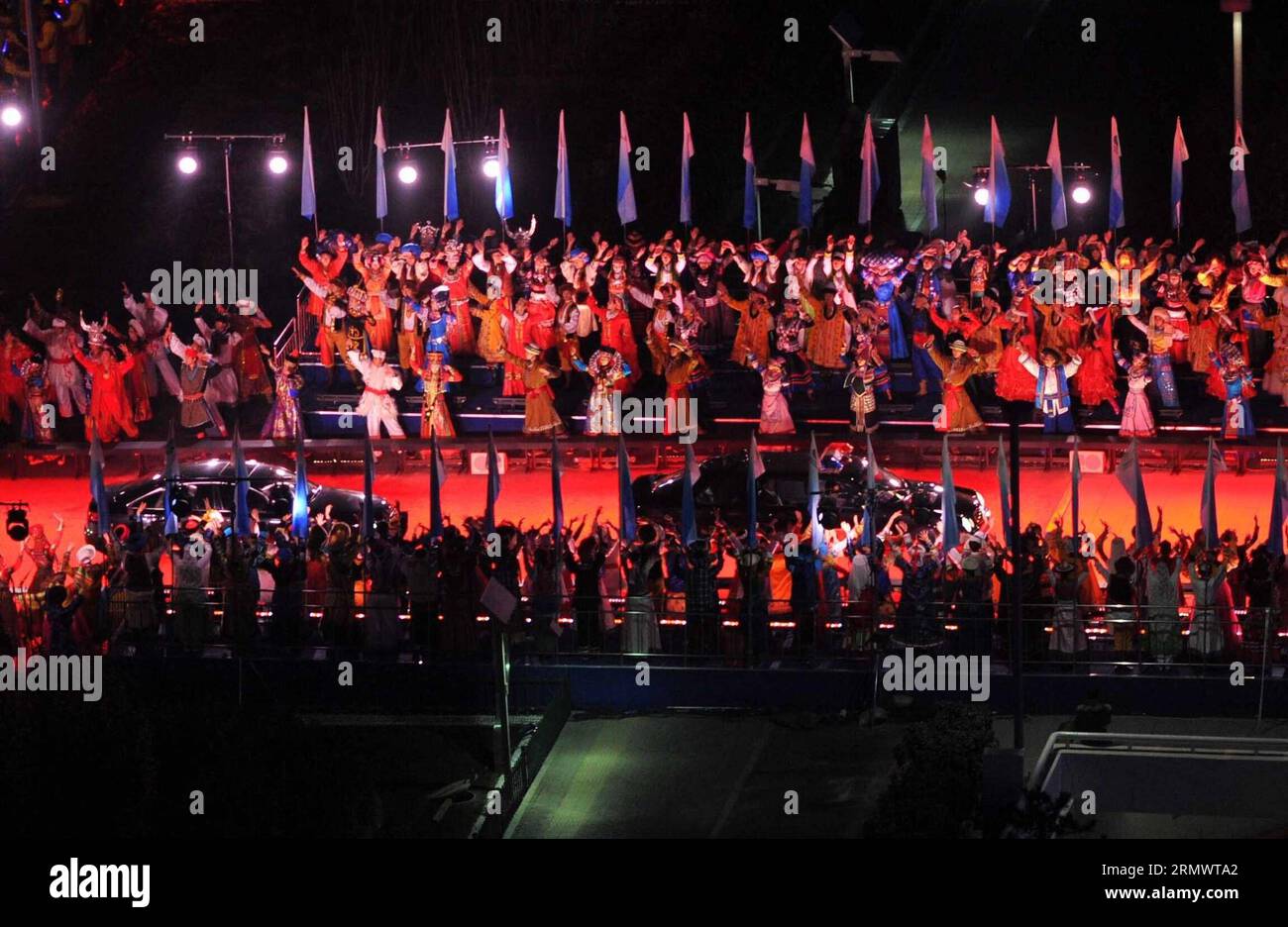 Ape cube hi-res stock photography and images - Alamy