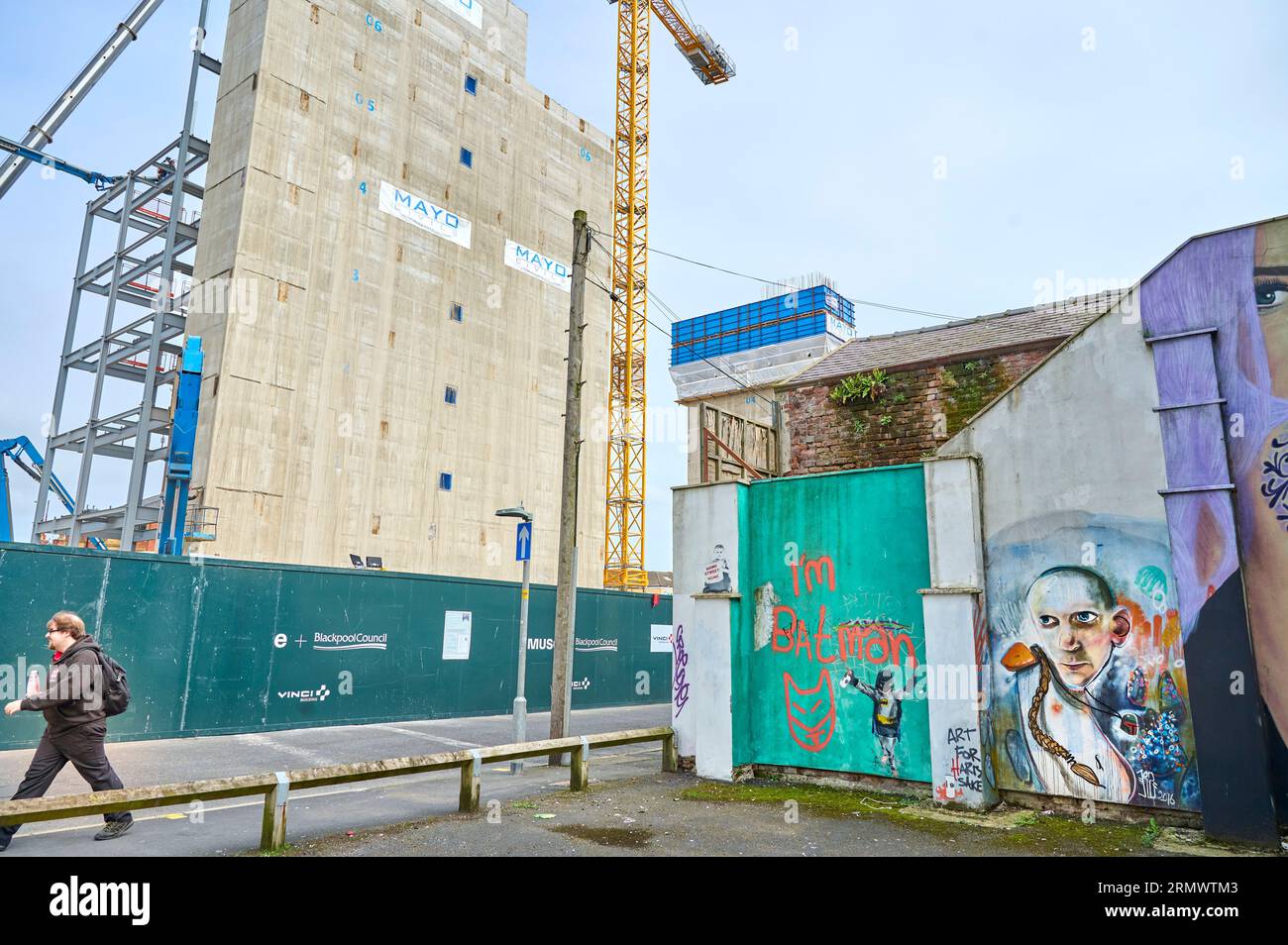 Street art and new government building (civil service) under ...
