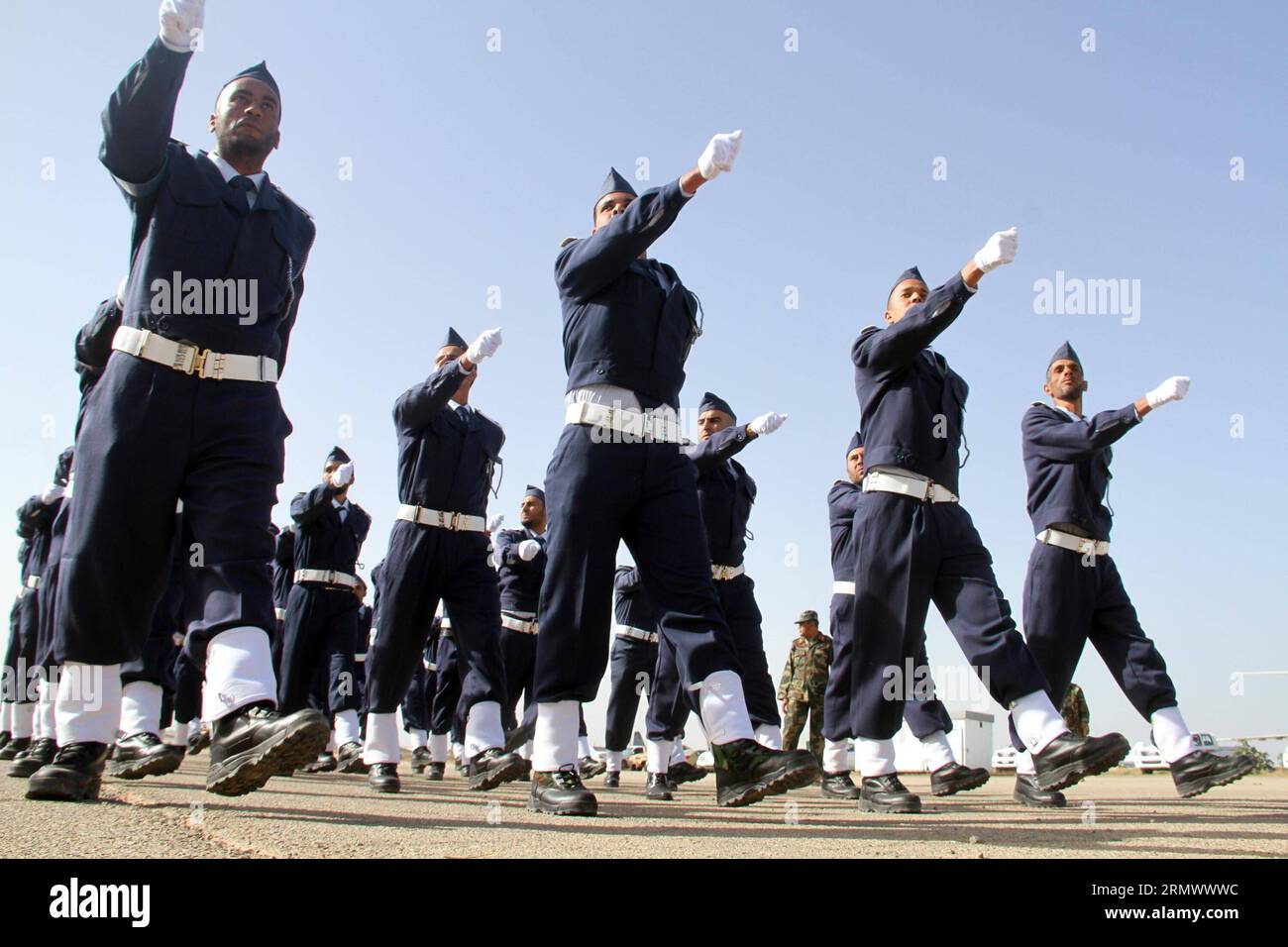 (141112) -- TRIPOLI, Nov. 12, 2014 -- Libyan soldiers take part in a ...