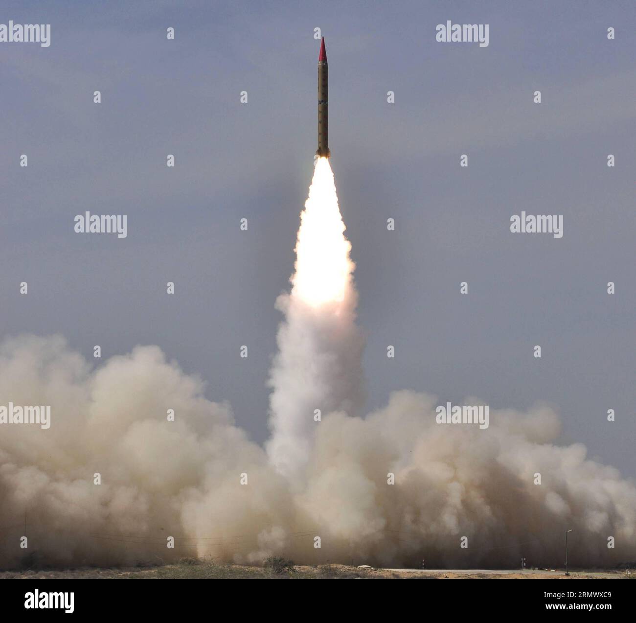 Pakistan nuclear missile hi-res stock photography and images - Alamy