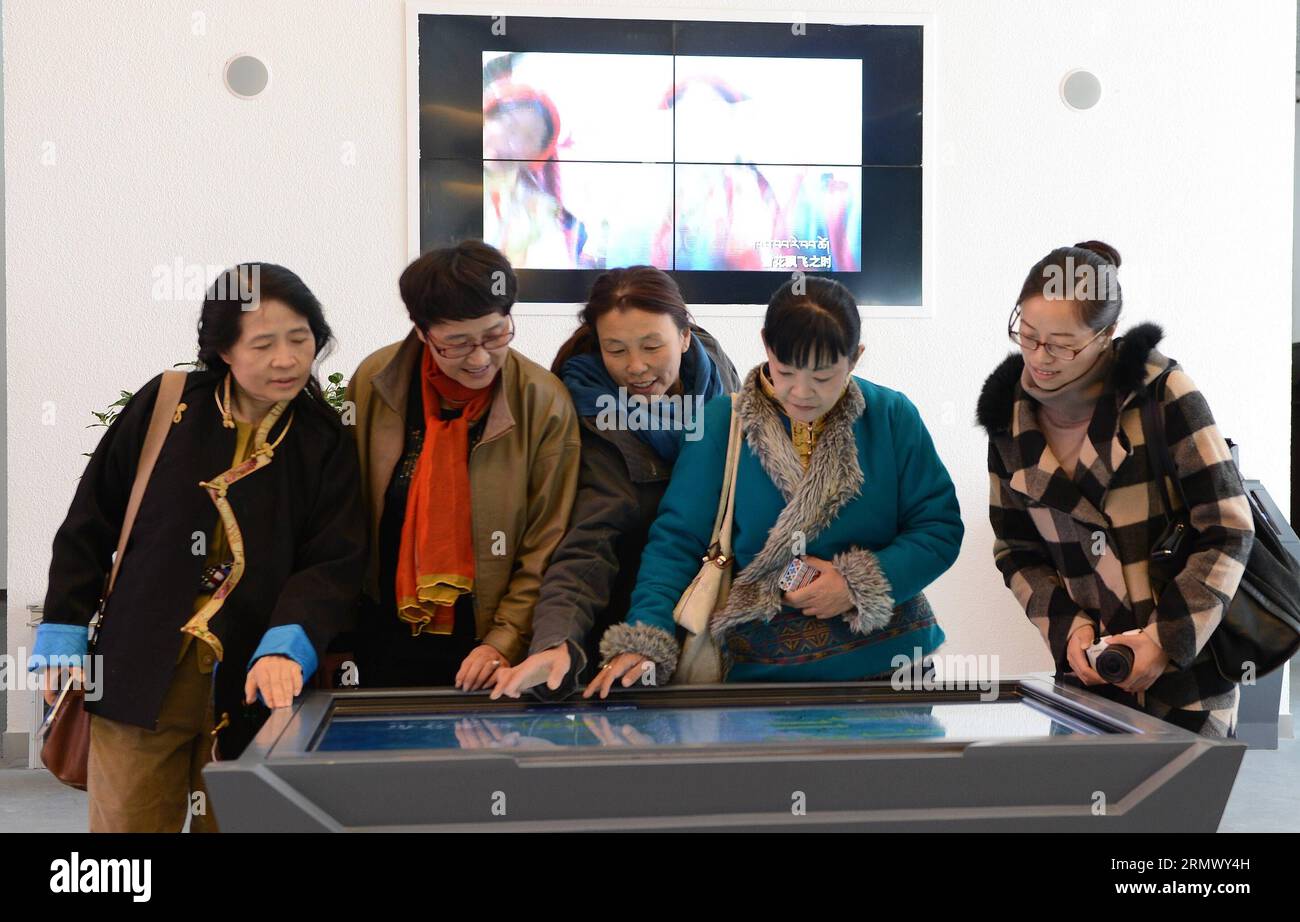 (141115) -- LHASA, Nov. 15, 2014 -- People visit the Yak Museum of ...