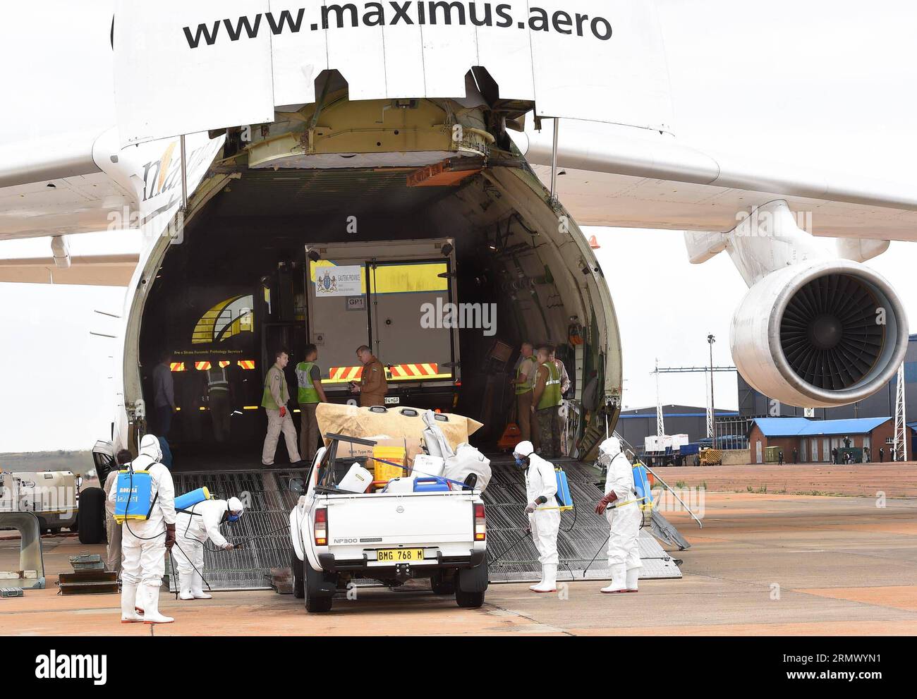 Nigeria building collapse hi-res stock photography and images - Alamy