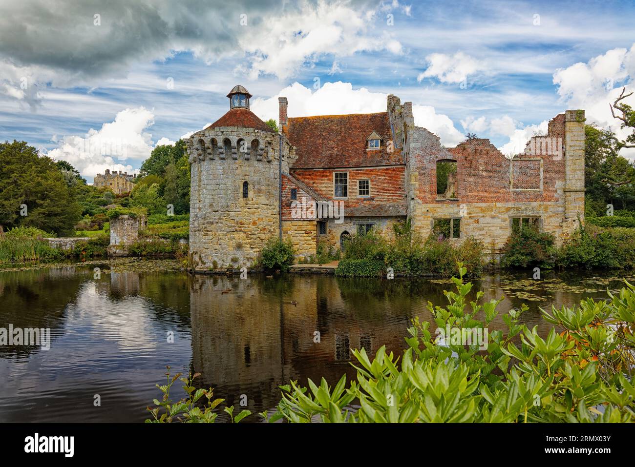 Scotney Castle Lamberhurst Kent England UK Stock Photo - Alamy