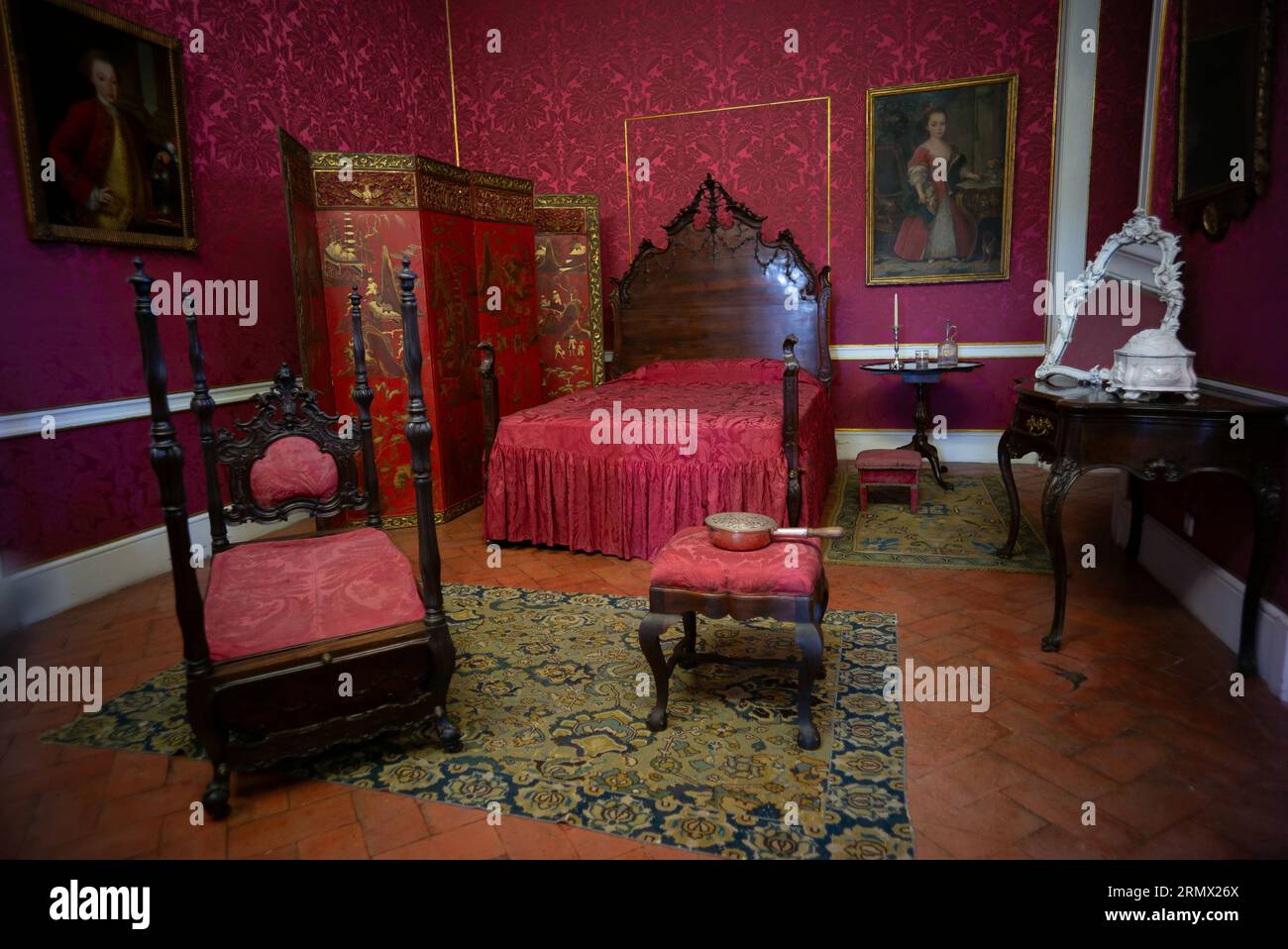 Royal Palace of Queluz is a French-inspired, Rococco style masterpiece ...