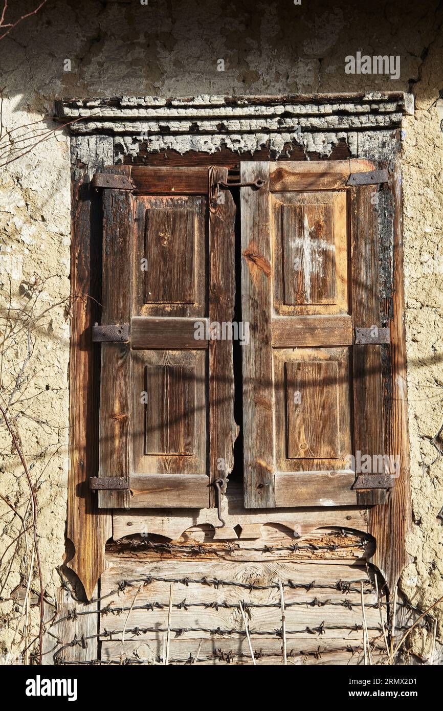Old window of an old house. Decoration in a Ukrainian village Stock ...