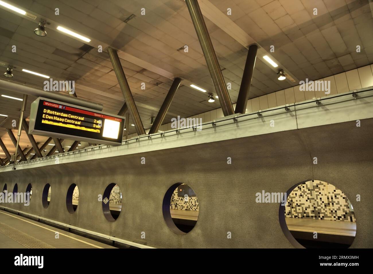 Wilhelminaplein metro station, Rotterdam, Netherlands Stock Photo - Alamy