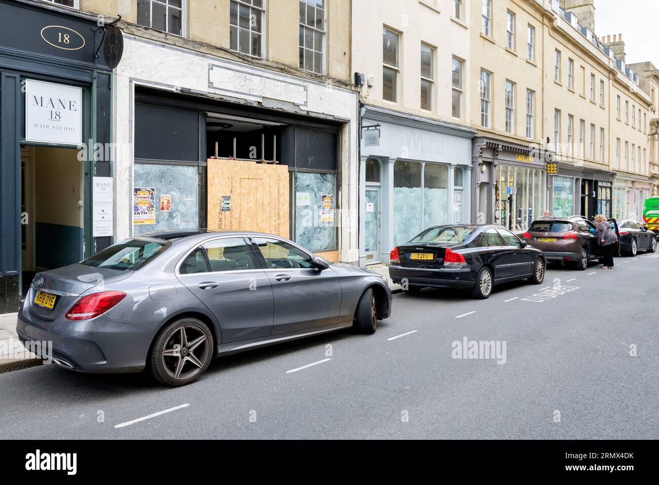 Boarded up shops in New Bond Street, Bath, UK, Aug 2023. Many British ...