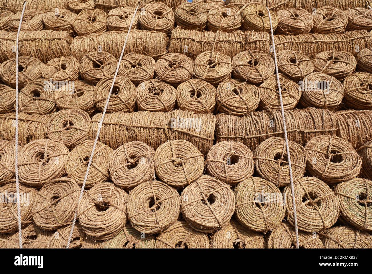 Rolls of straw hi-res stock photography and images - Alamy