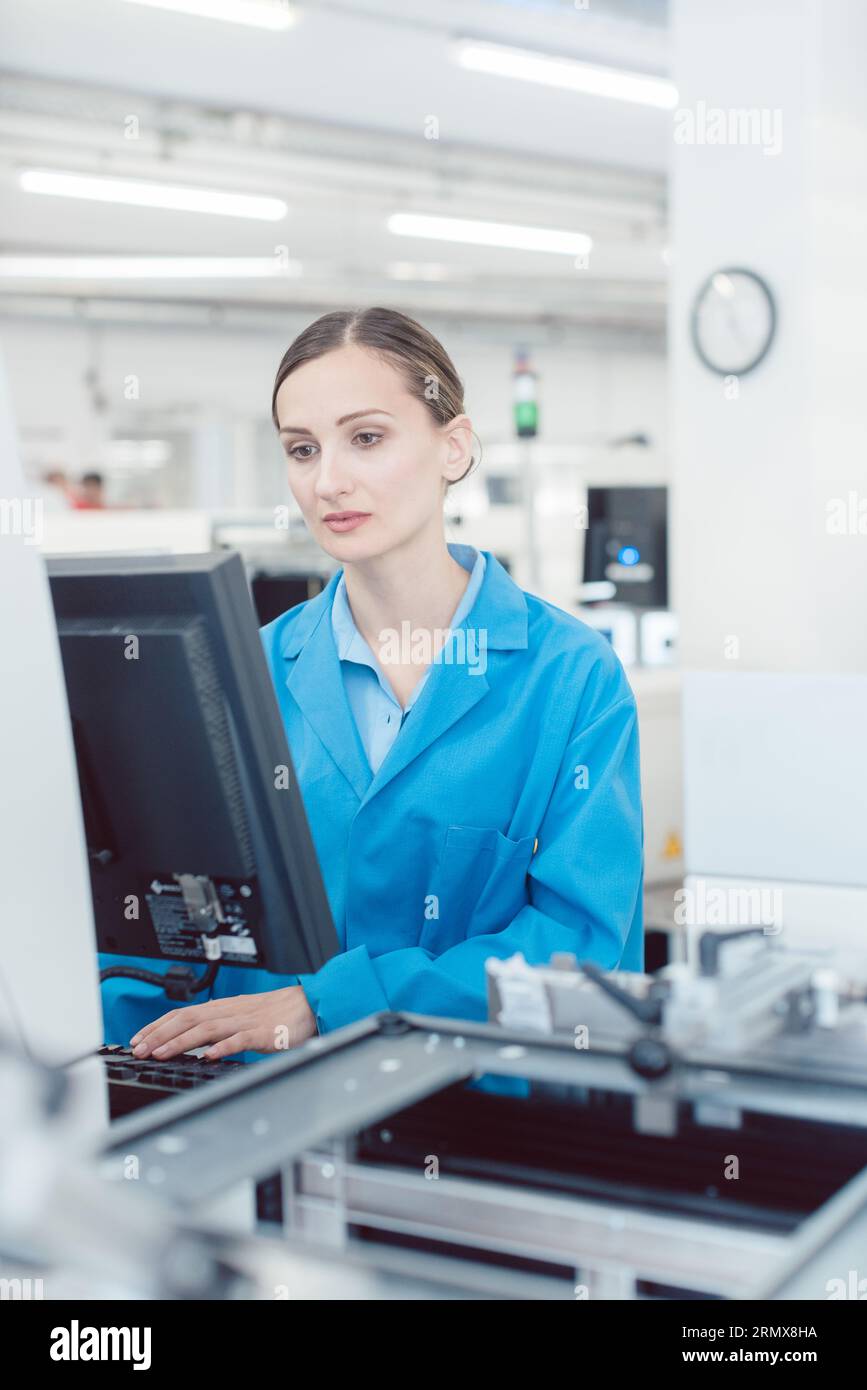 electrical engineer working in electronics manufacturing Stock Photo ...