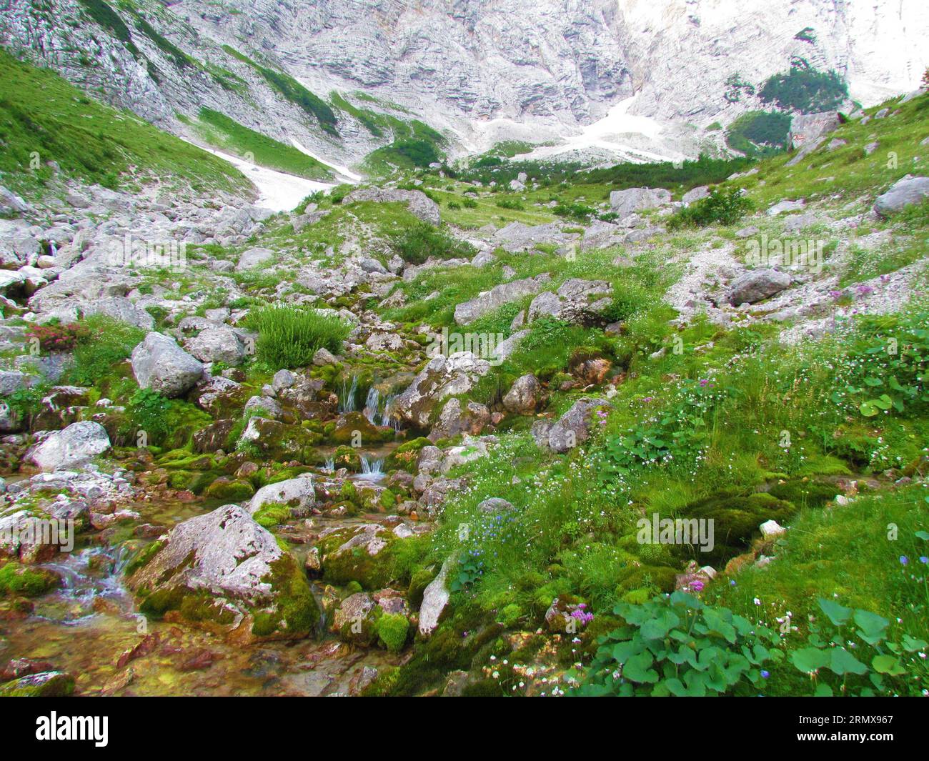 View vrata valley in triglav hi-res stock photography and images - Alamy