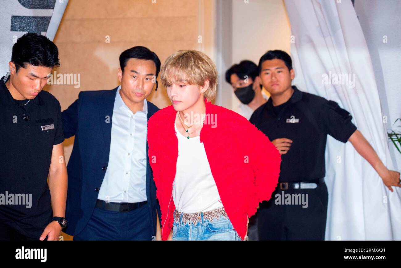 V (BTS), Aug 8, 2023 : Singer V of BTS arrives for a photo call before ...