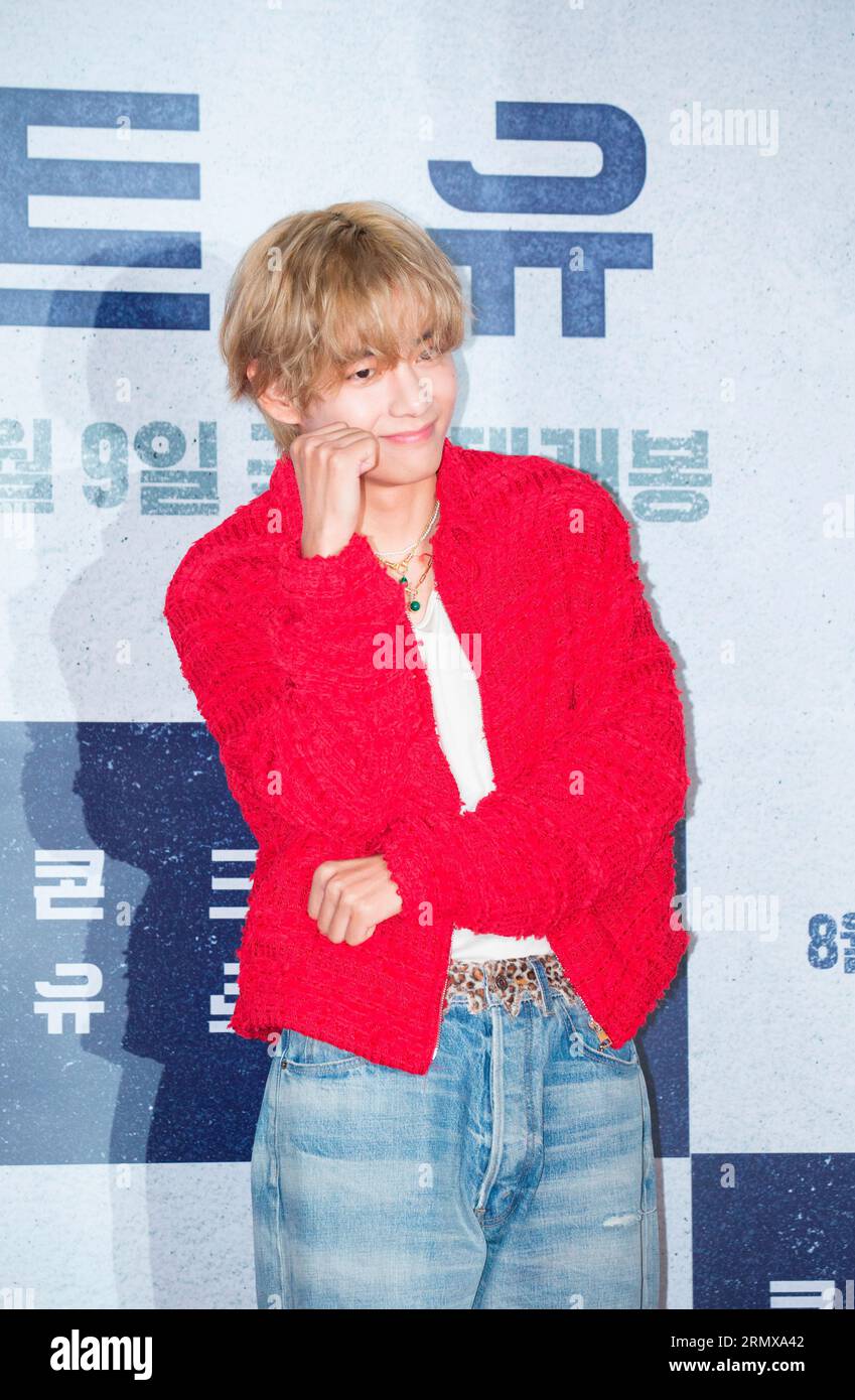 V (BTS), Aug 8, 2023 : Singer V of BTS poses at a photo call before the ...