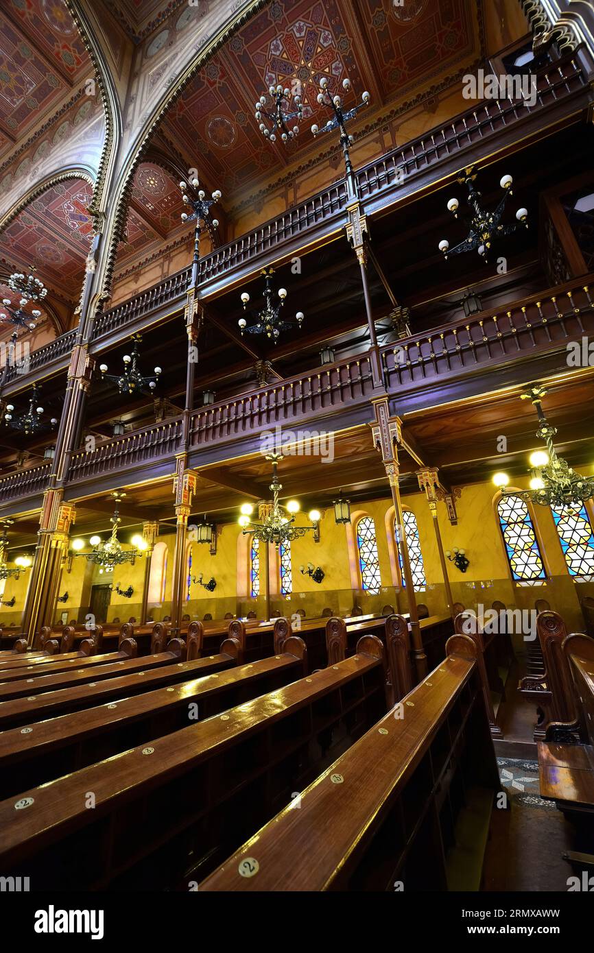 The Dohány Street Synagogue also known as the Great Synagogue or ...