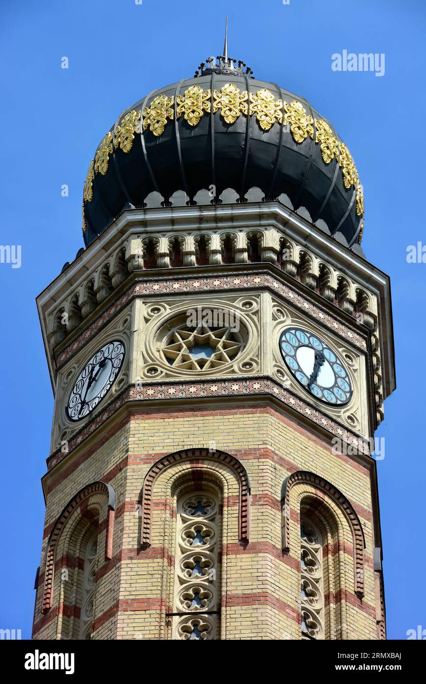 The Dohány Street Synagogue also known as the Great Synagogue or ...