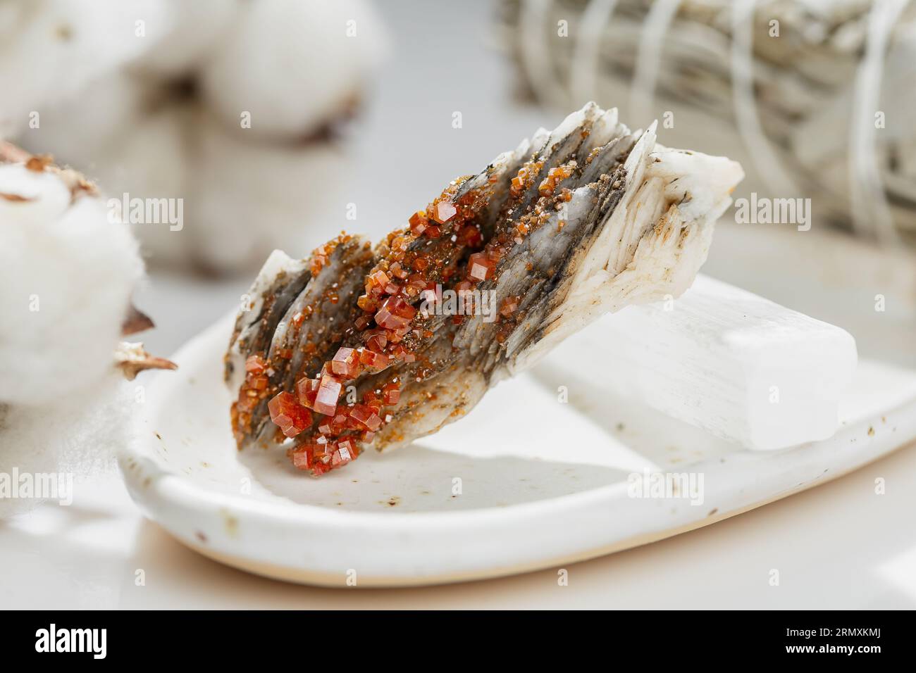 Natural matrix hi-res stock photography and images - Alamy