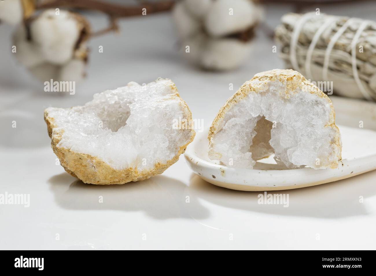 Sample cut layer quartz hi-res stock photography and images - Alamy