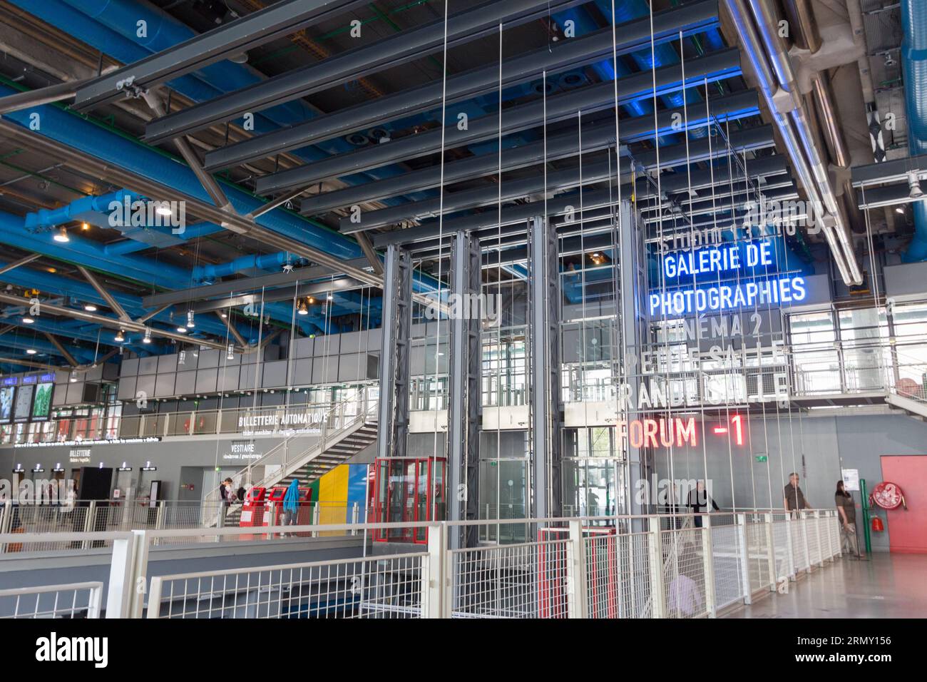 Paris centre pompidou interior hi-res stock photography and images - Alamy
