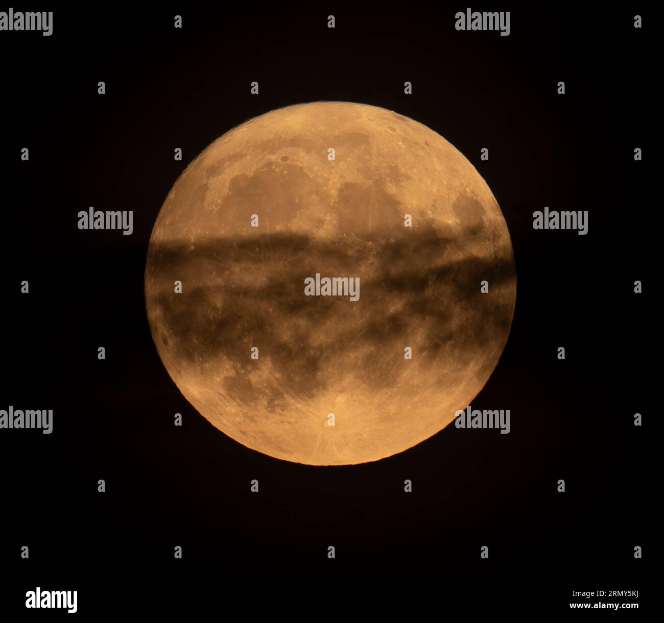 Biggest full moon 2023 hi-res stock photography and images - Alamy