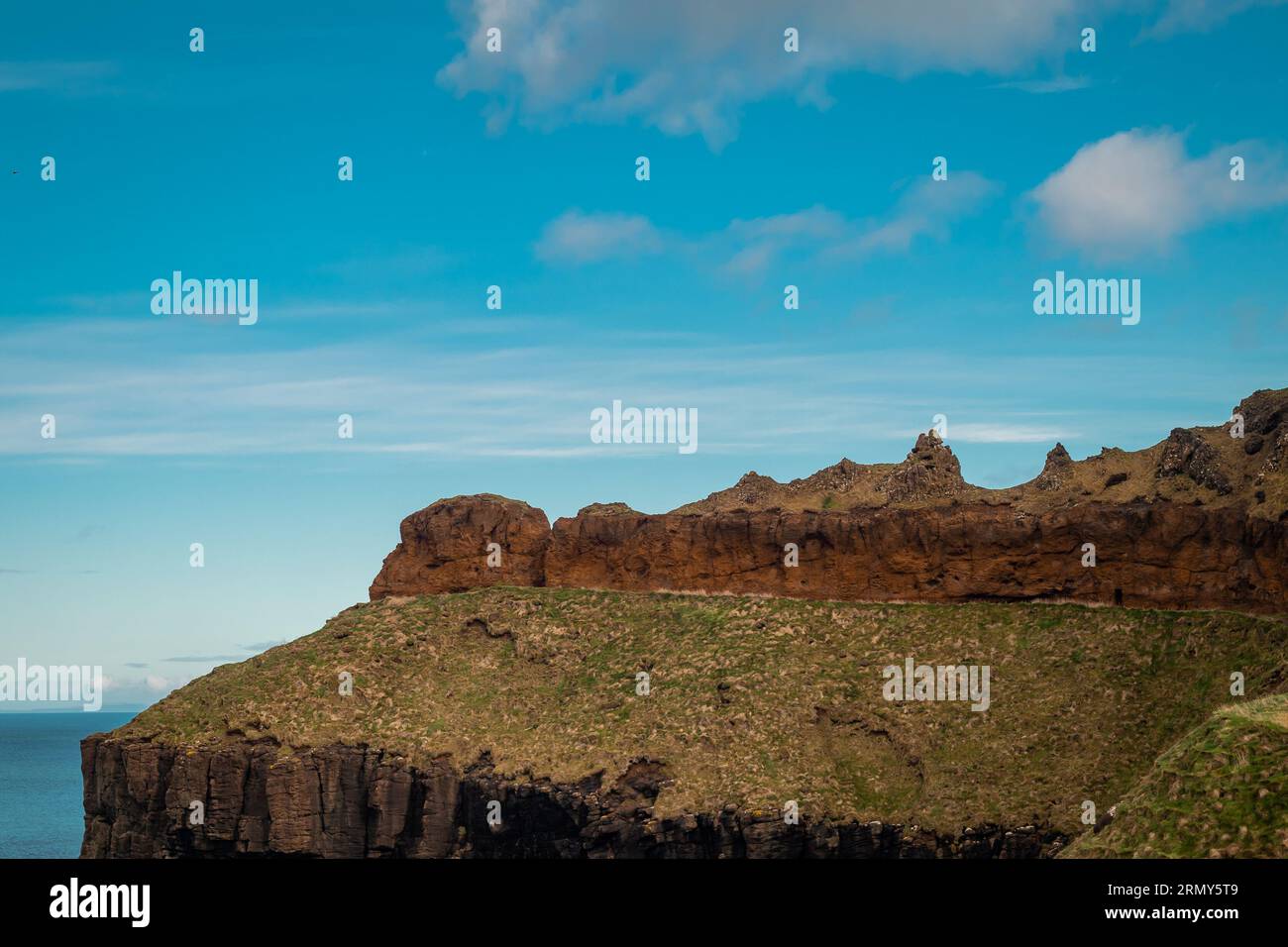 Giant’s causeway wide hi-res stock photography and images - Alamy