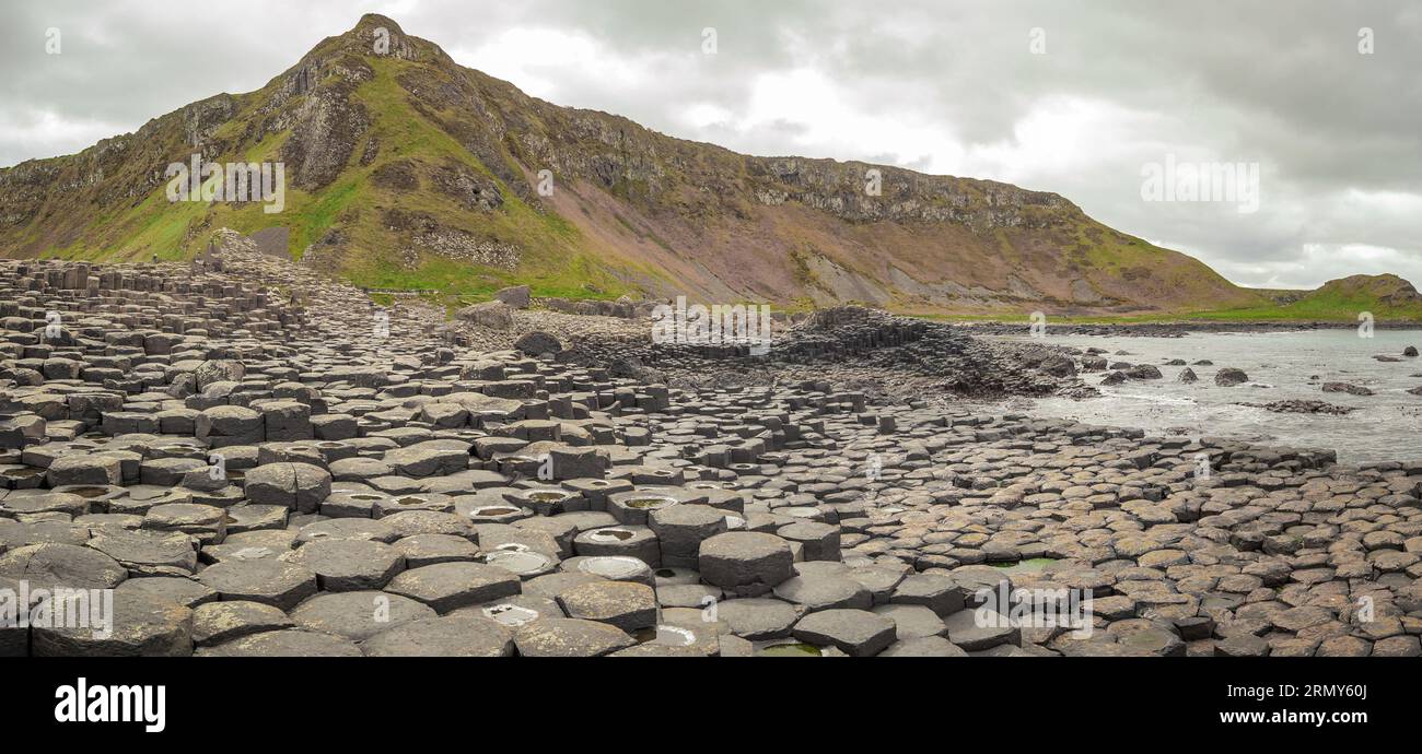 Giant’s causeway wide hi-res stock photography and images - Alamy