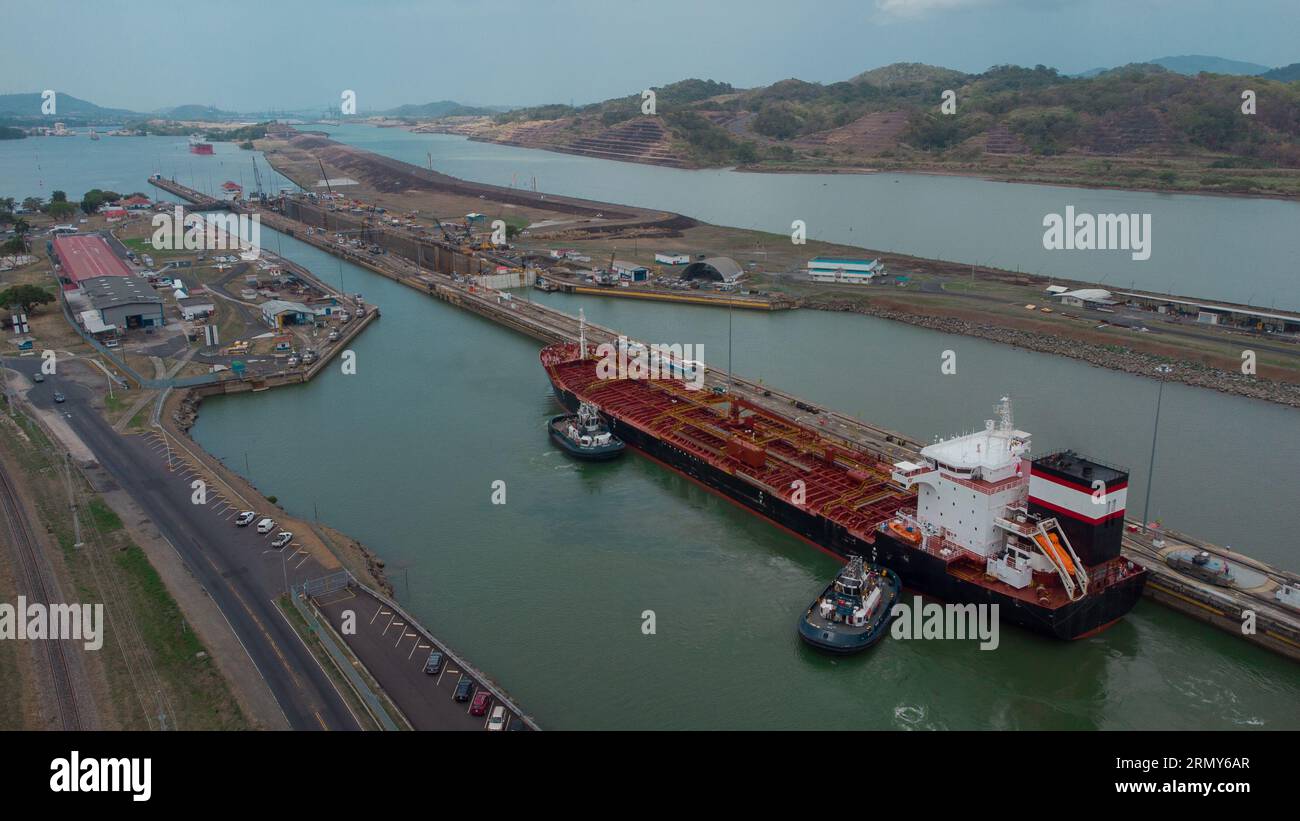 Pedro Miguel locks in Panama, famous channel shortcut in central ...