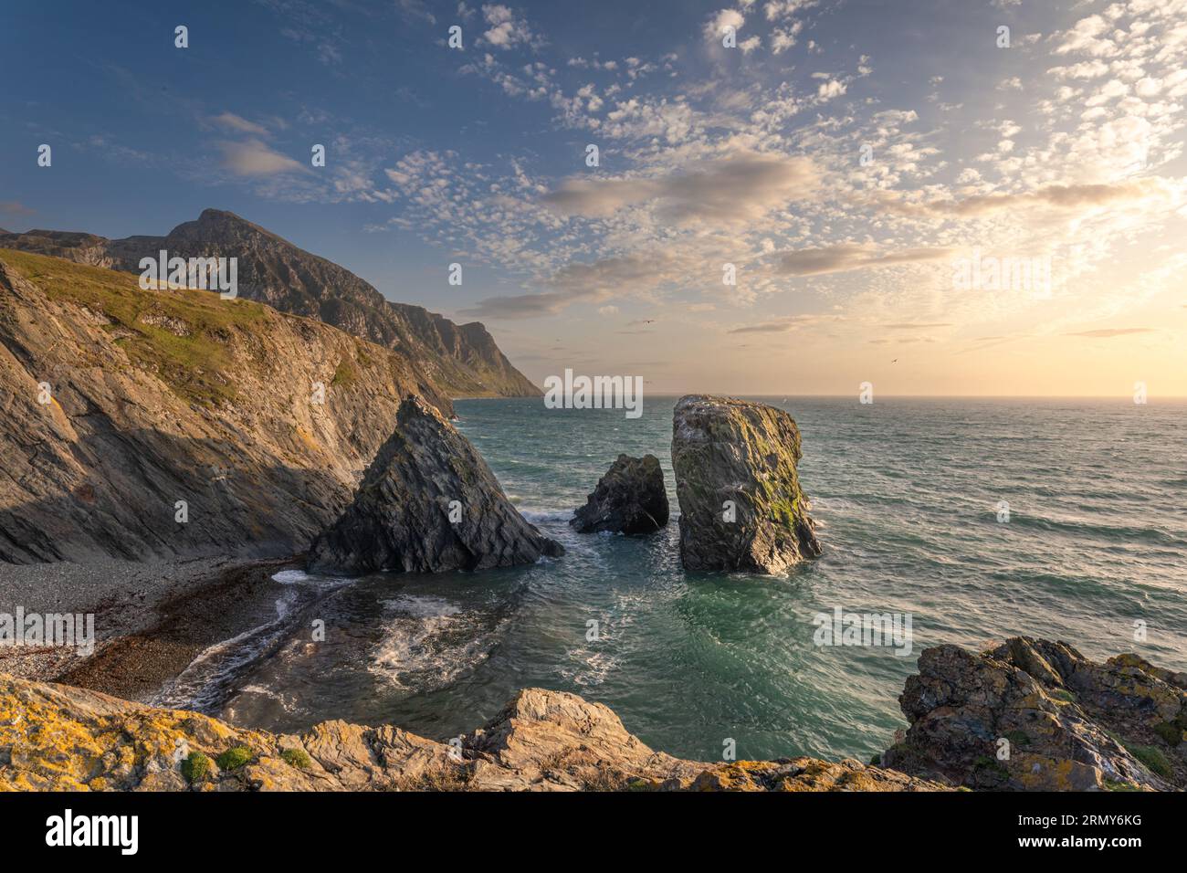 Trefor sea stacks hi-res stock photography and images - Alamy