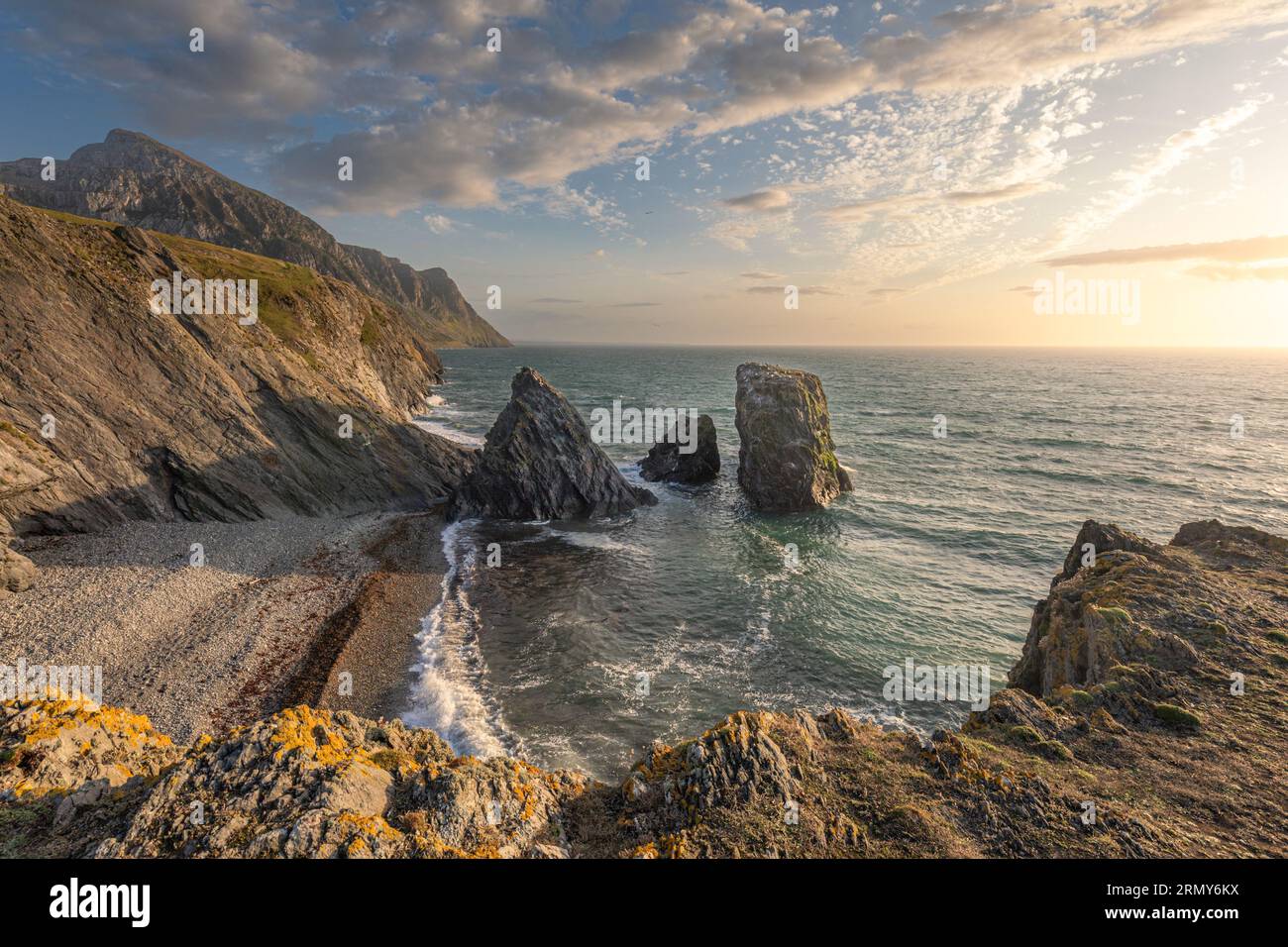 Trefor sea stacks hi-res stock photography and images - Alamy