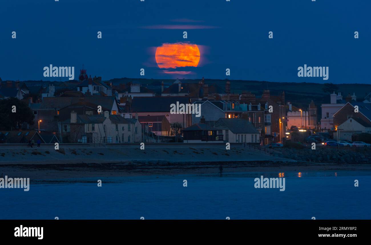 A rare super moon rises over the market town of Marazion, Cornwall 30 ...